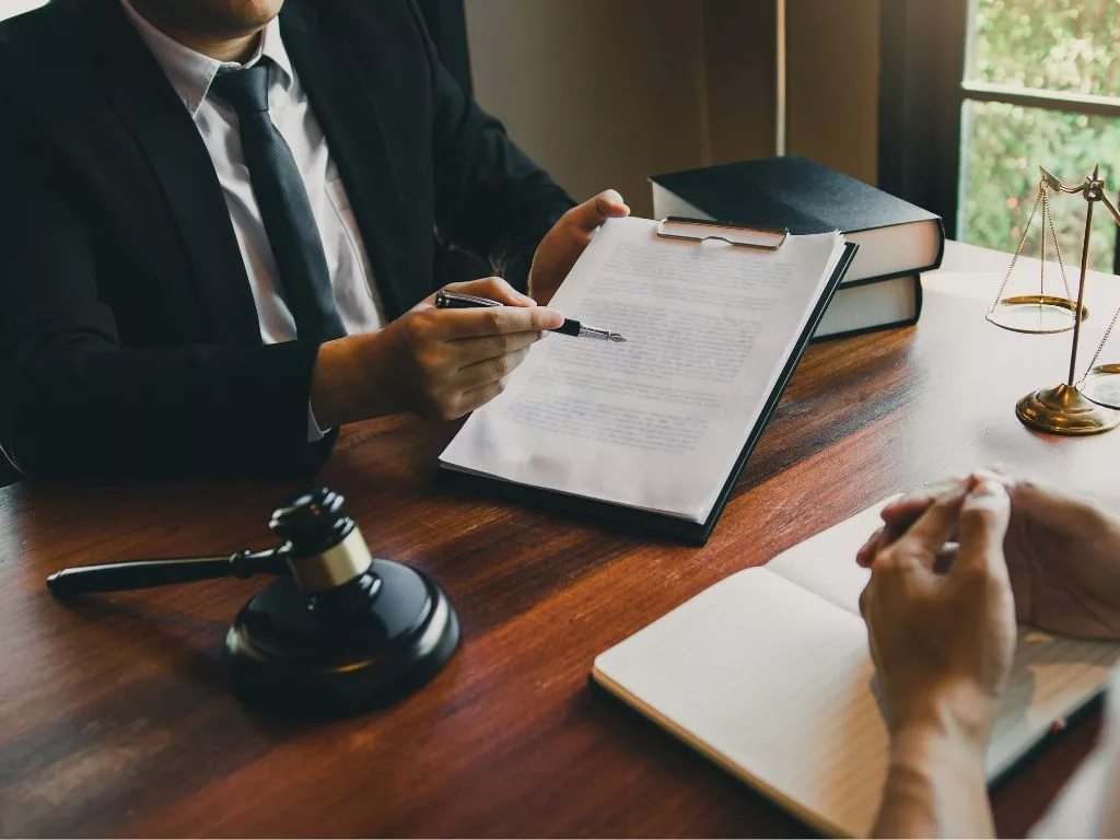 Psychologists and Attorneys Helping Immigrants - Dr. Gustavo Benejam PsyD